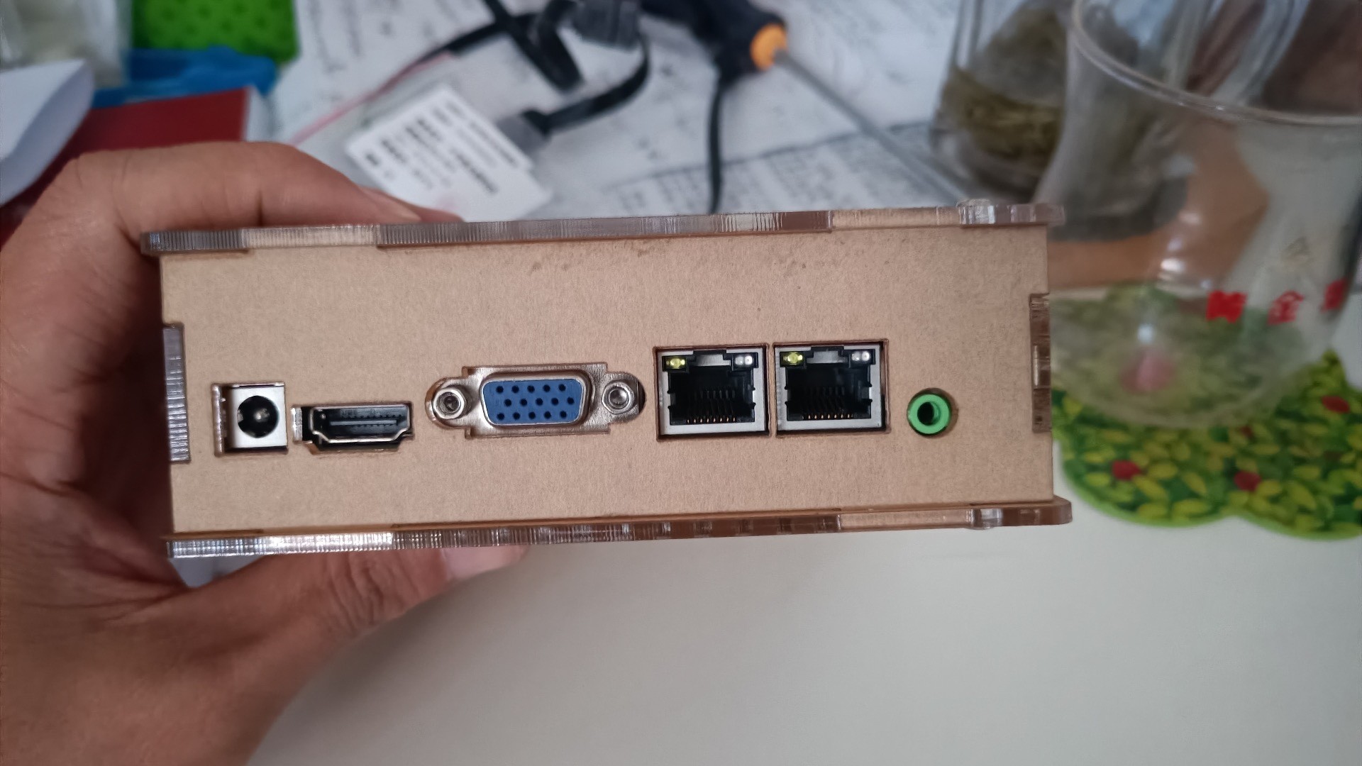 研域工控n29机箱 j1900 j1800亚克力机箱 12*