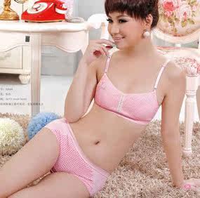Купить Комплект нижнего белья Женственный комплект нижнего белья и развития учащихся бюстгальтер ...