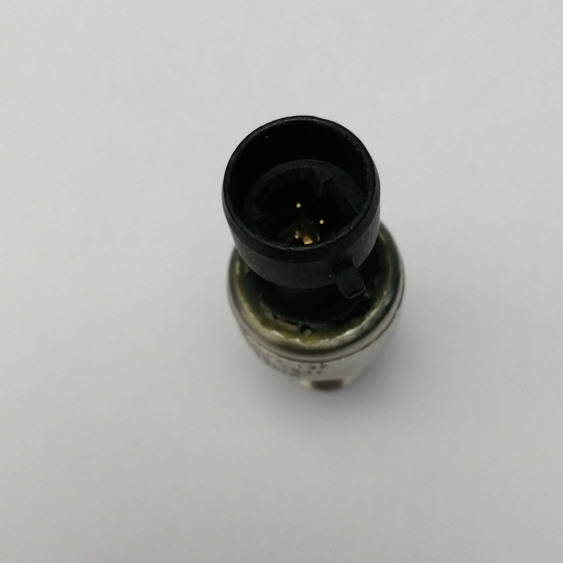 适用于天然气玉柴潍柴发动机压力共轨传感器110R-000095 16801041-阿里巴巴
