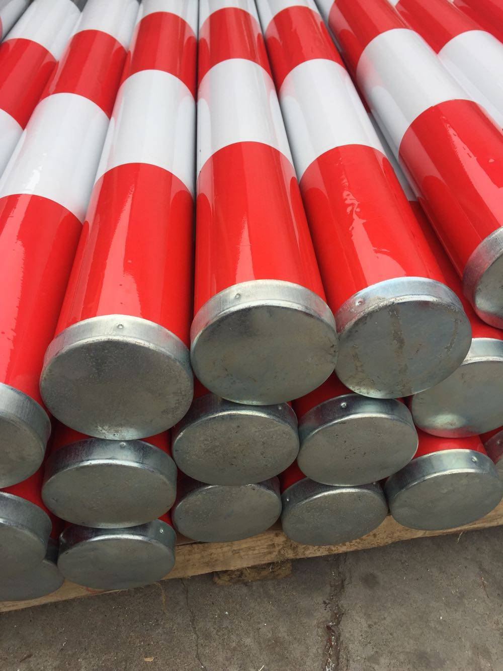 [USD 8.35] Anti-light warning column iron tube warning column red and ...