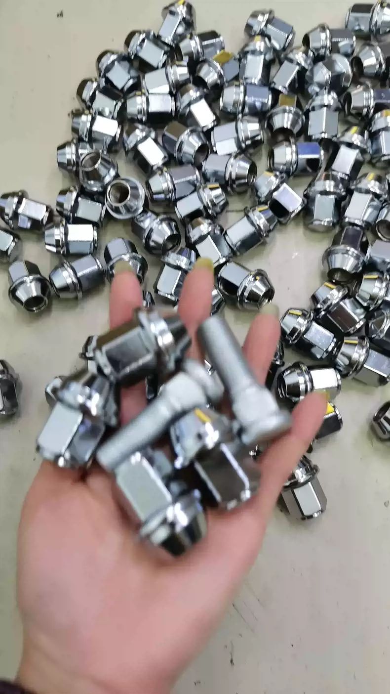 理想ONE L6/L7/L8/L9轮胎轮毂车轮螺丝螺母螺帽螺丝帽通用吗？-轮胎螺丝帽-淘宝好物网