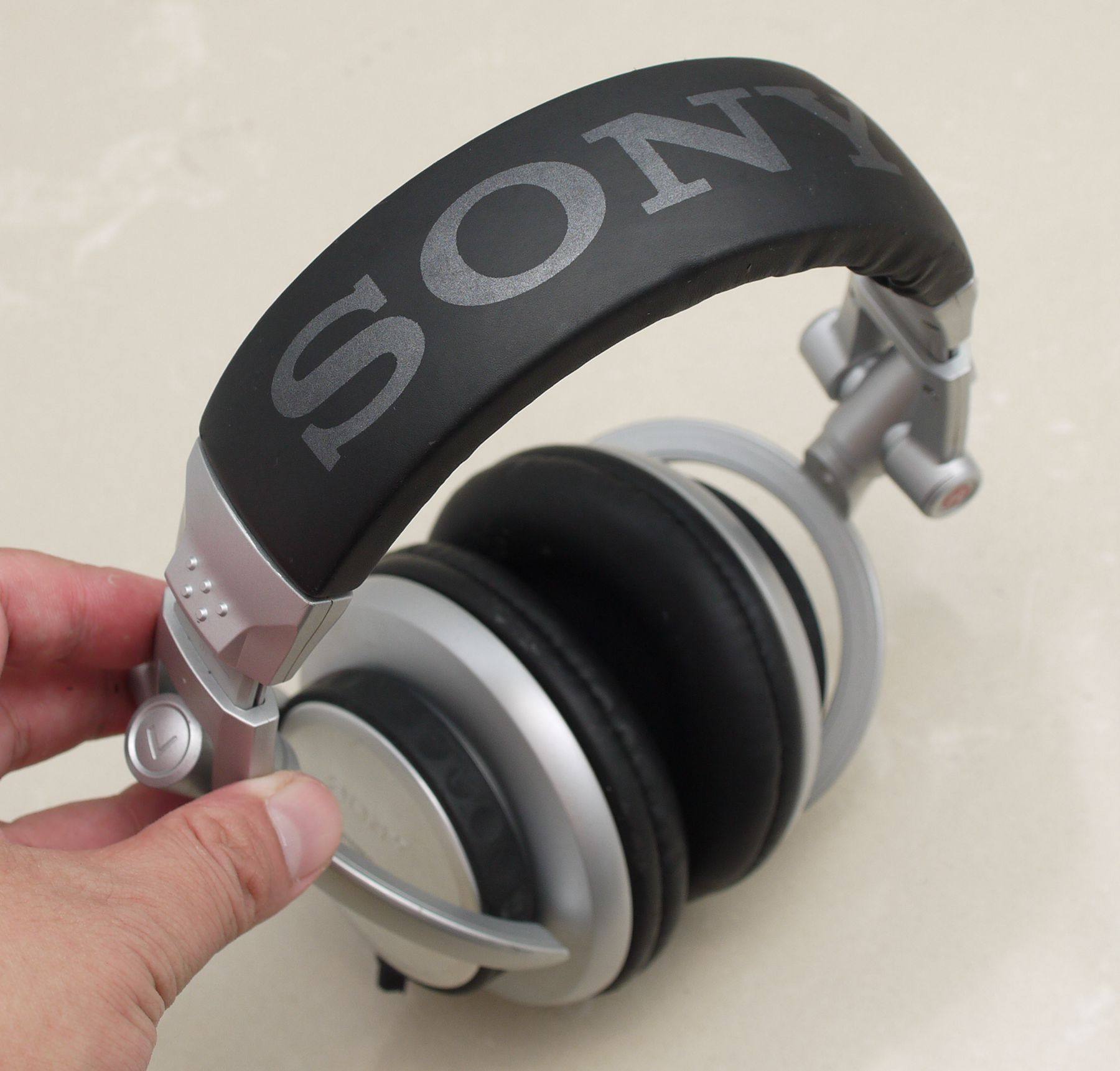 HIFIDIY论坛-索尼 MDR-V700 头戴耳机、工业用嵌入式电脑、古董车载卡带主机、14寸单色监视器 ... - Powered by ...