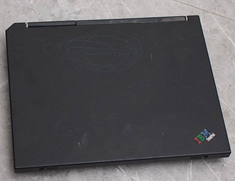 HIFIDIY论坛-古董笔记本电脑：IBM ThinkPad 560、IBM ThinkPad R30、富士通 FMV-650 NU7C/L ...