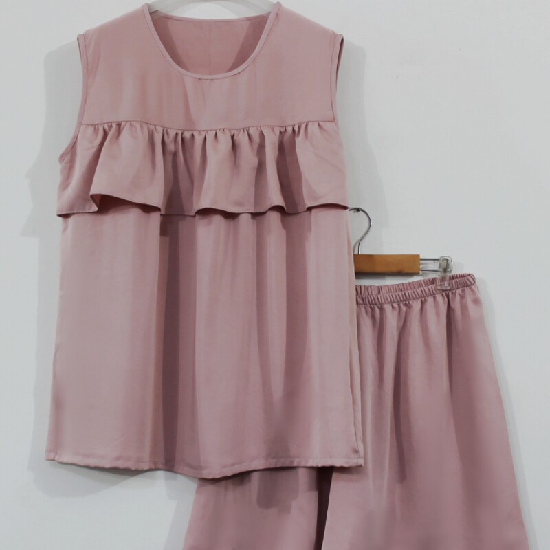 Good news for plus-size girls! 🌟 Anti-exposure silk cotton sleeveless ...