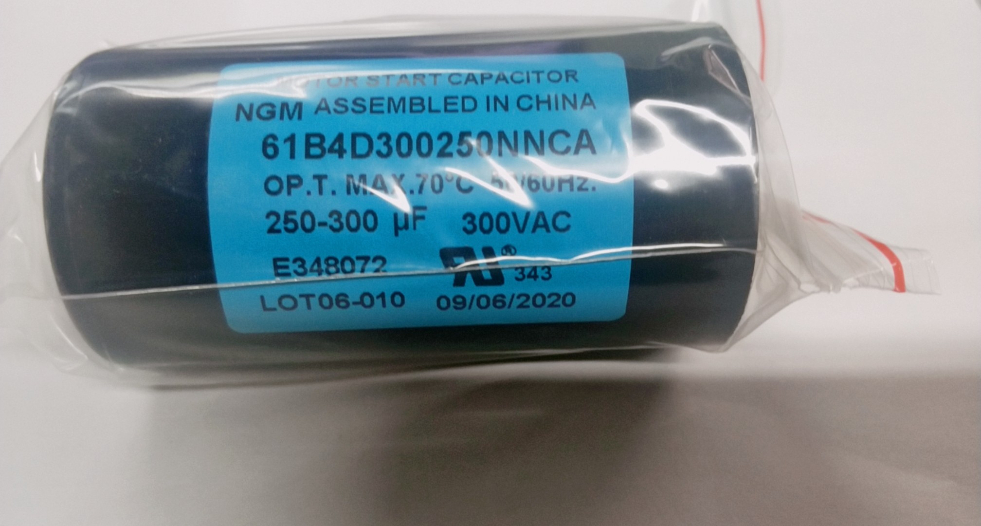 Capacitor NGM 250uF 300 330VAC 250MFD 61B4D300250NNCA