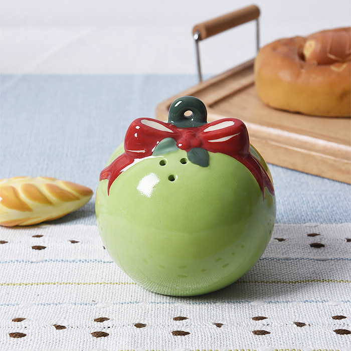 38 free shipping christmas ball ceramic salt and pepper shakers: a ...