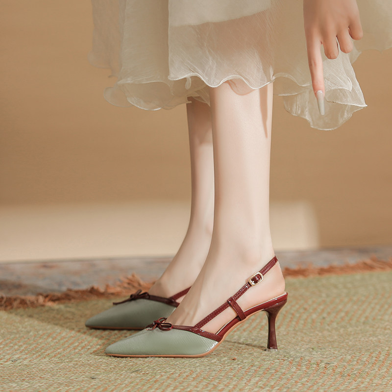 2025 spring/summer pointed-toe french heels: pair these single-strap ...