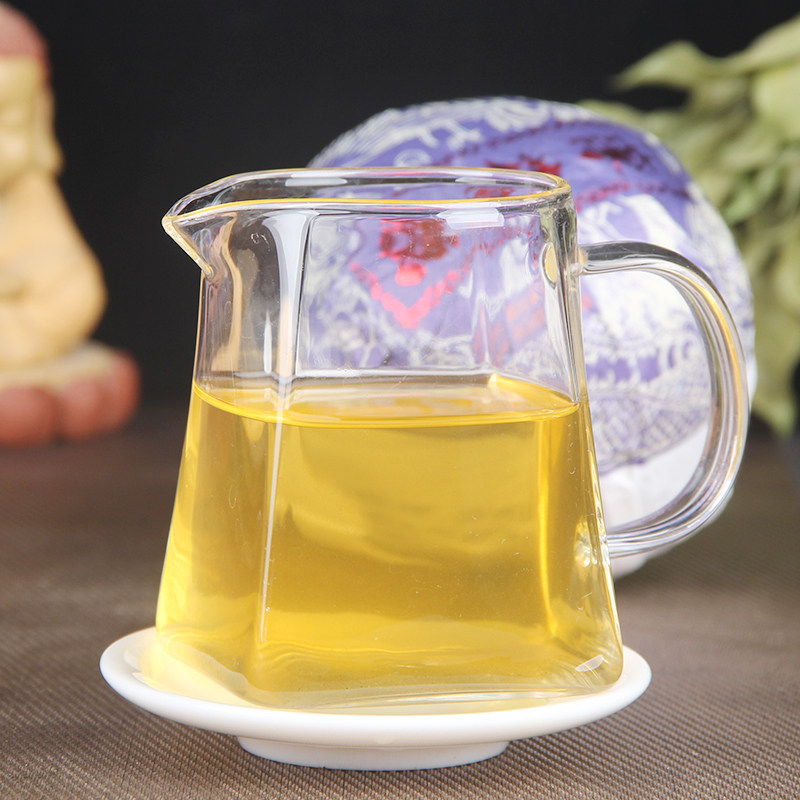 Yunnan Pu'er Tea Yiwu Mint Pond Raw Tea Spring Tea Mint Pond Ancient ...