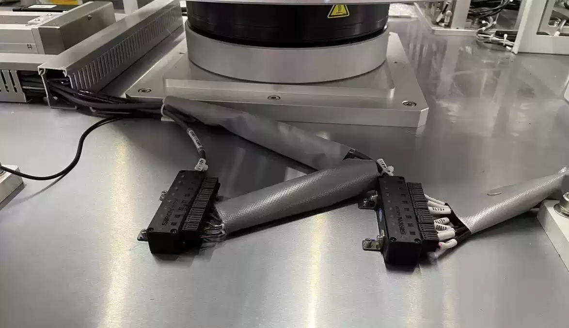 胜蓝MINI传感器接线盒 H450系列8位外接线工业用接线盒