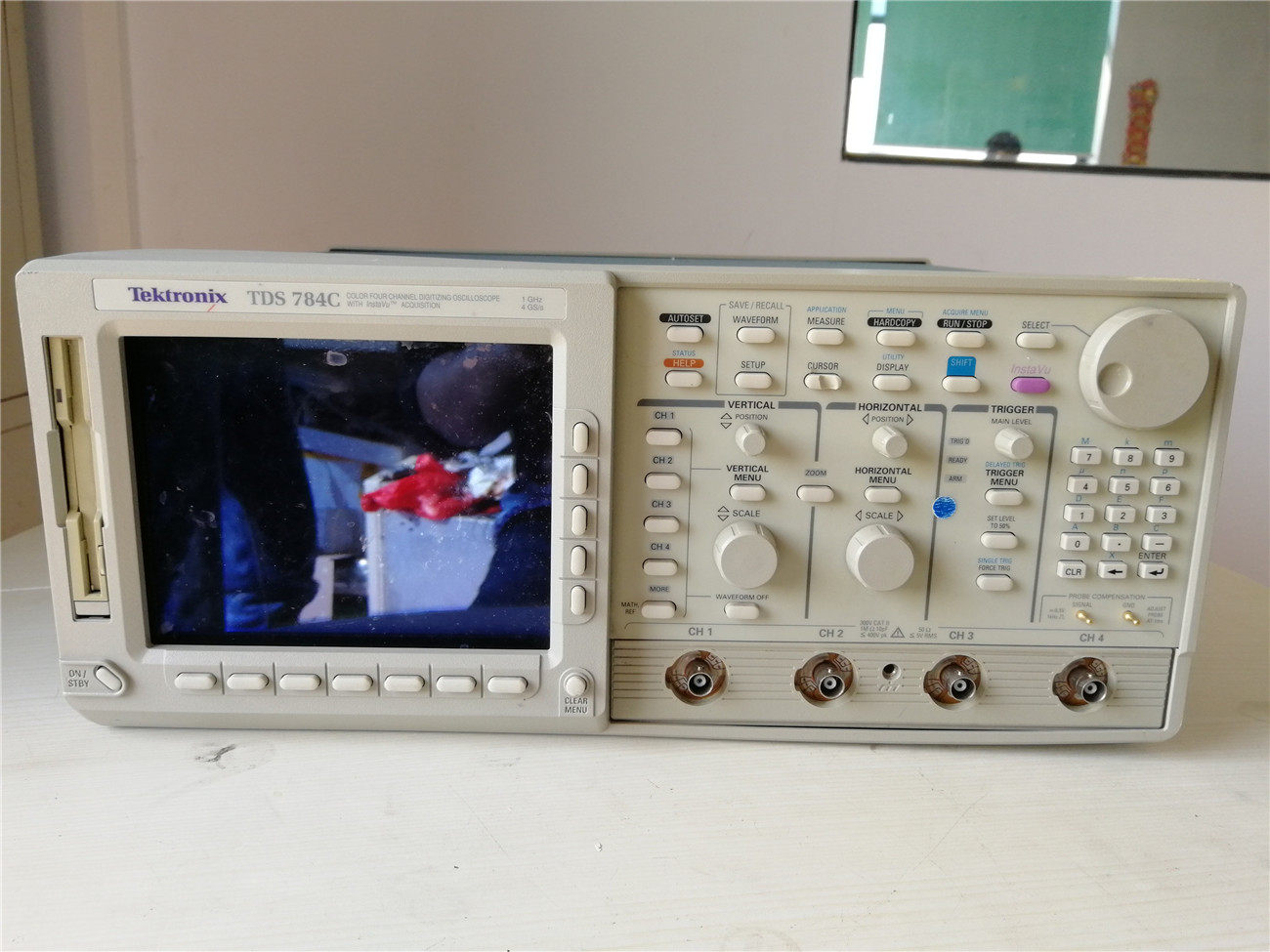 TEKTRONIX泰克TDS784C数字荧光示波器1G带宽4G采样