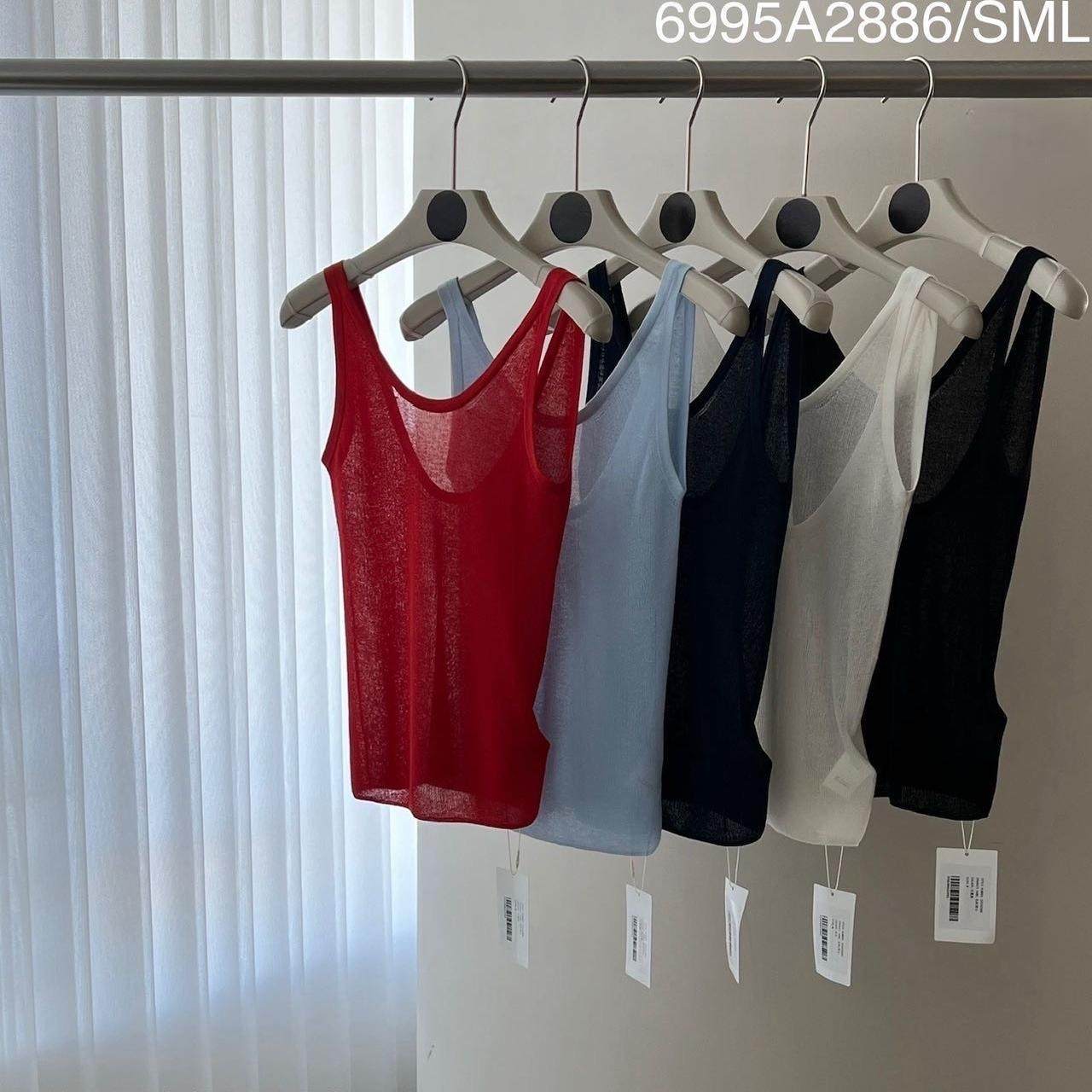 SOI SR原创小众设计U领薄透针织背心女 无袖打底弹力坑条吊带2886