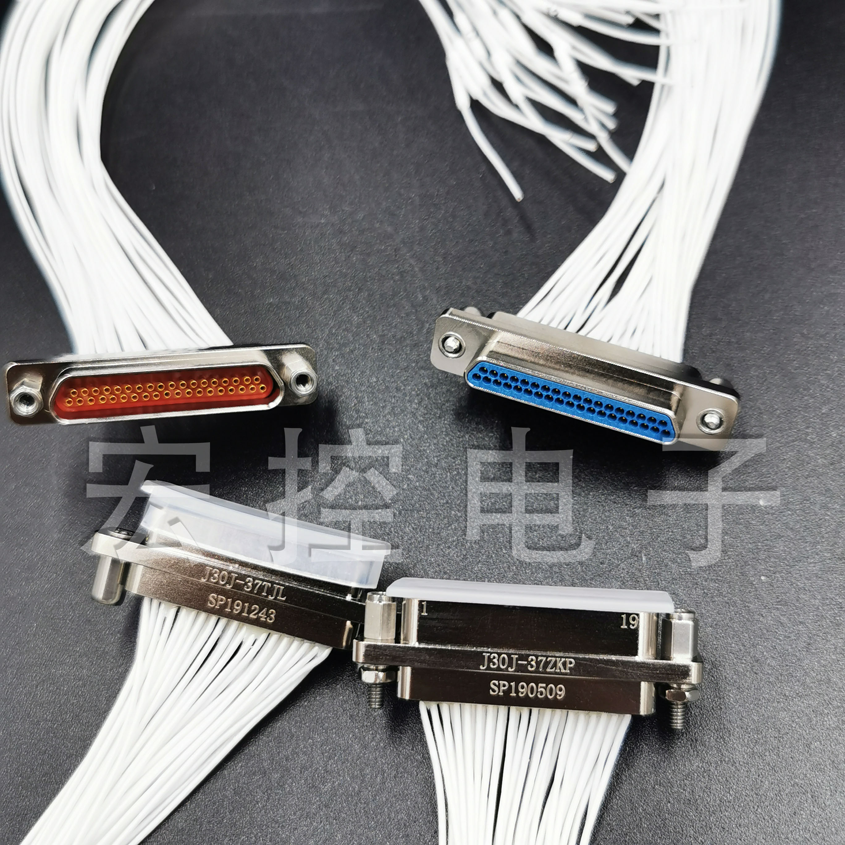 J30J-37TJ zk J30J-37TJL J30J-37ZKP 37 core plug socket J30J-37ZKW