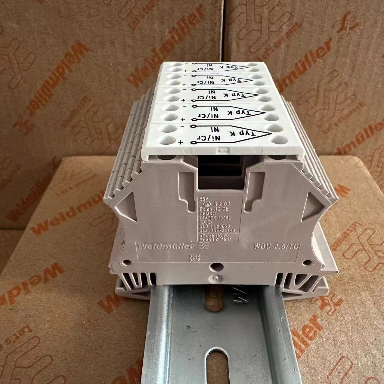 Weidmüller wdu 2.5 bolt-type thermocouple terminal: the "temperature ...