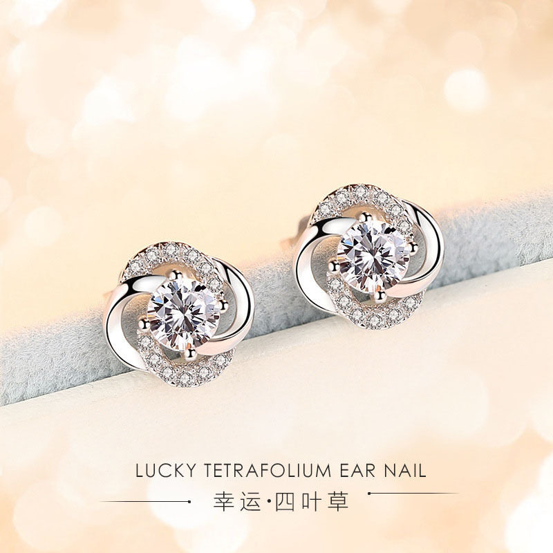 S925纯银耳钉2024年新款：💎潮高级感耳饰，四叶草镶钻设计，简约百搭气质必备！ -耳钉-淘宝好物网
