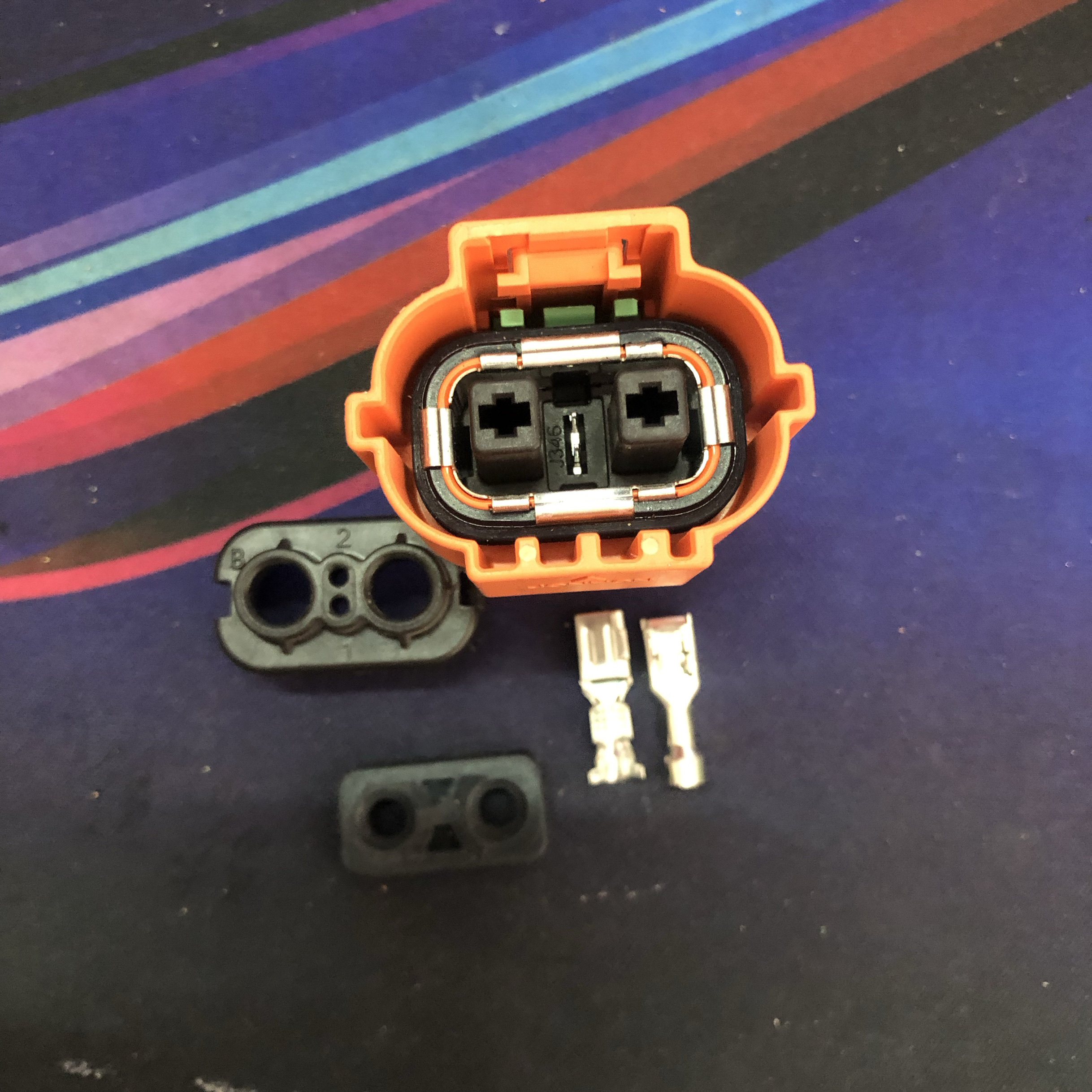 中航EVH2-M2TK-RDA中航光電 新能源汽車連接器插頭