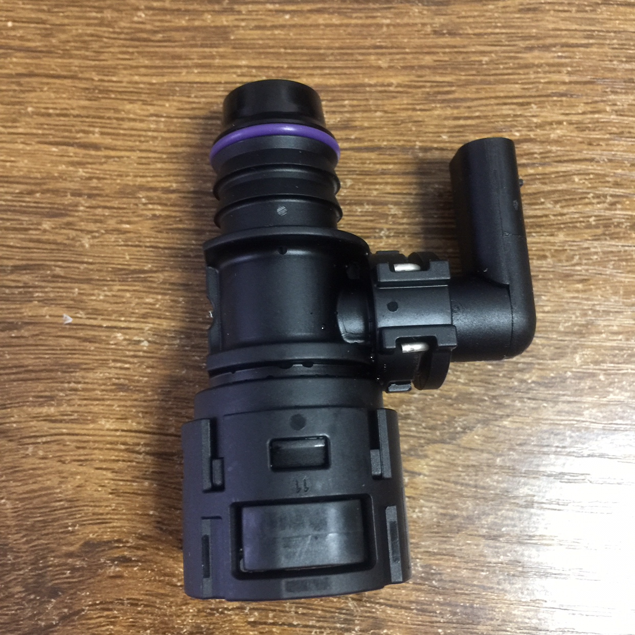 新能源水温传感器接头CQC18快插水管接头储能系统电池组-Taobao