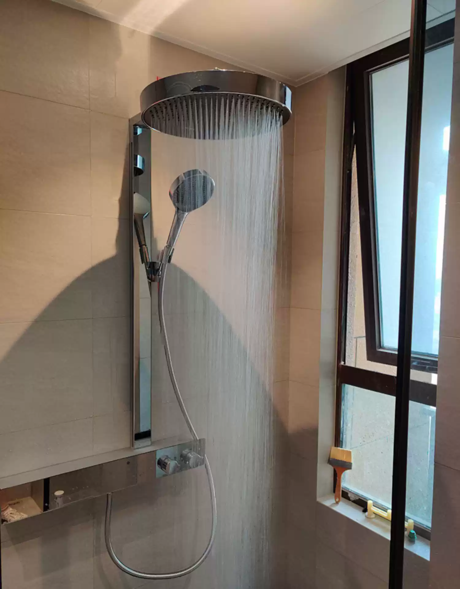 德国汉斯格雅铜质壁挂式恒温花洒套装 360境雨顶喷设计