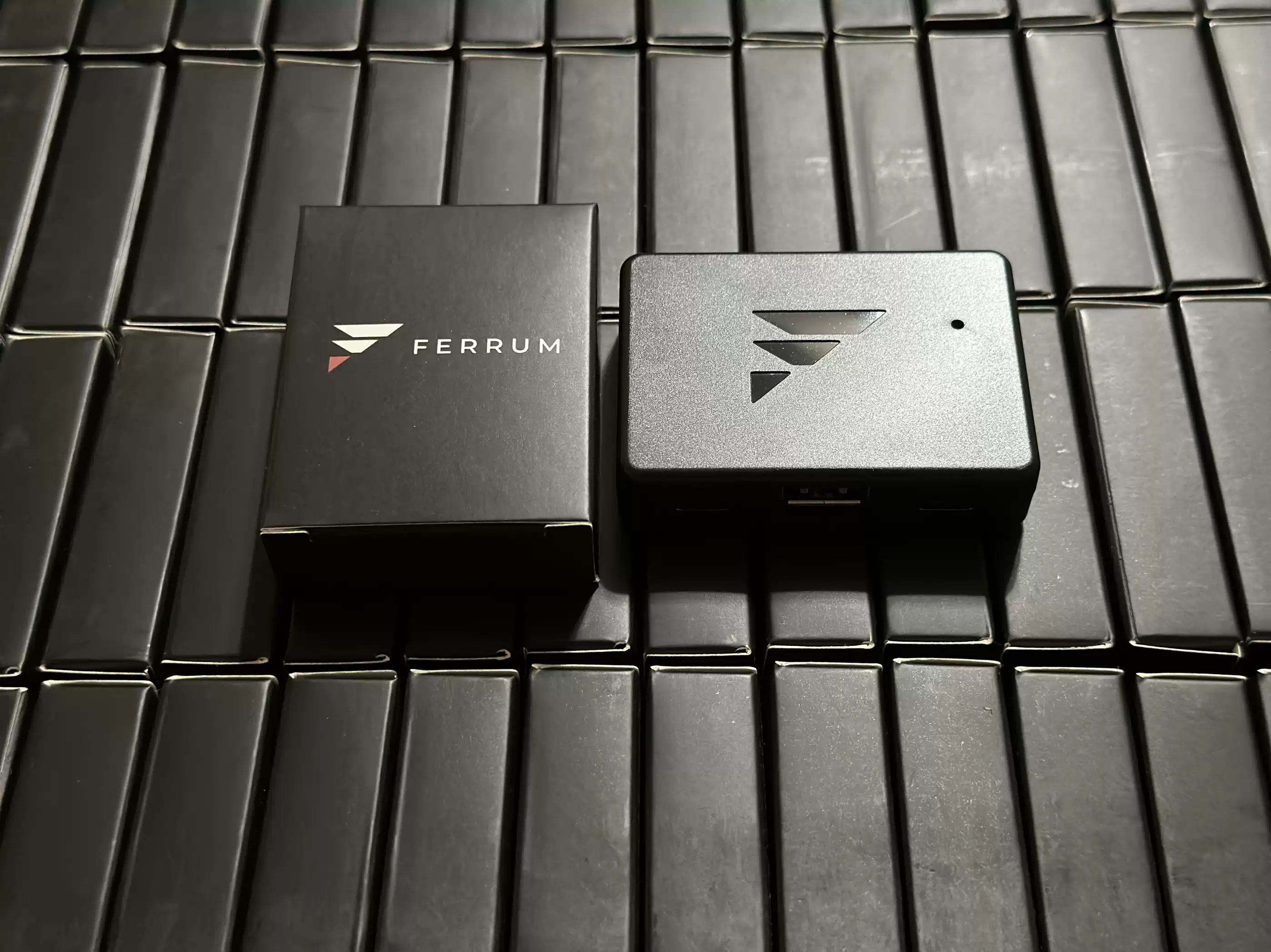 Ferrum键鼠控制器含调试功能 自带单人固件DMA键鼠盒子 游戏外设配件