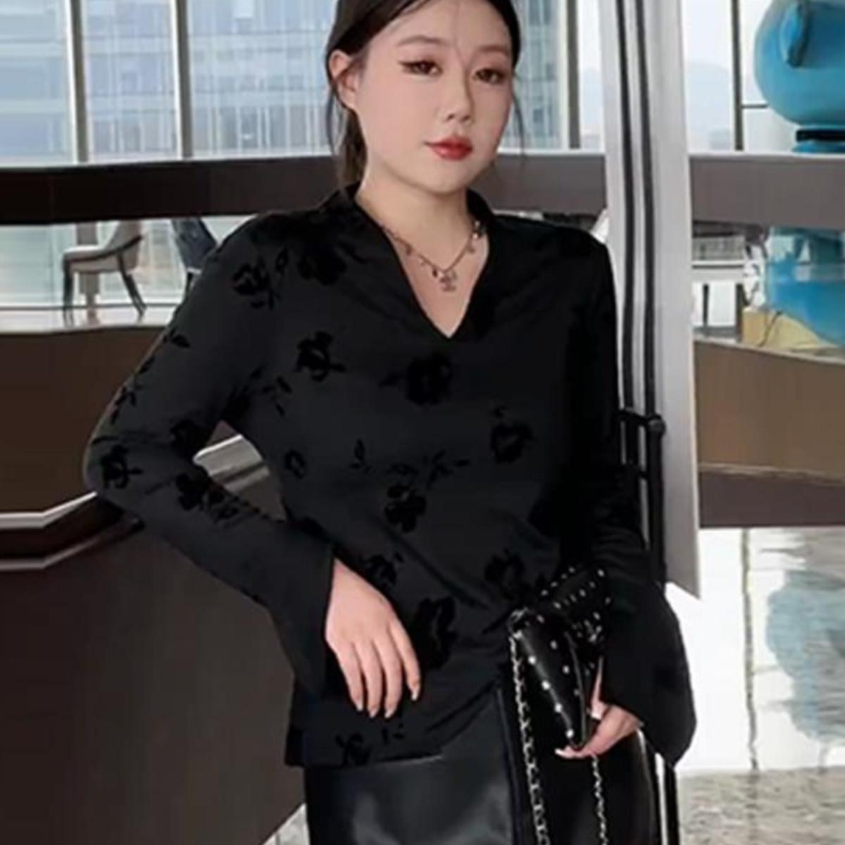 顯瘦復古氣質小衫上衣大尺碼內搭胖mm新中式V領純欲風打底衫女秋冬-Taobao