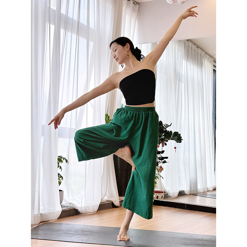 Retro vibes are here! must-have yoga outfits for summer, effortlessly ...