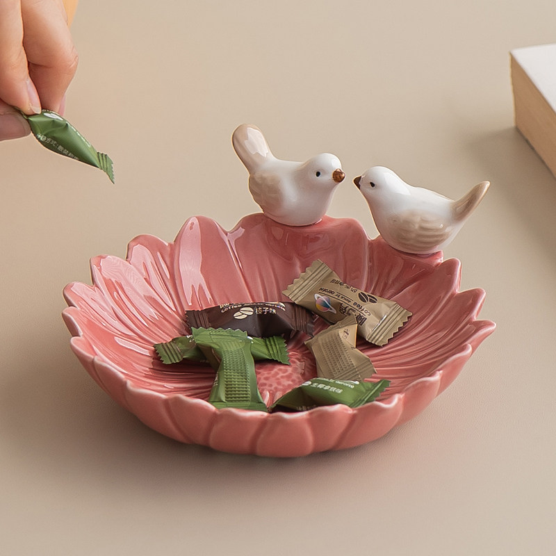 How can the creative and cute white bird ceramic dessert plate capture ...