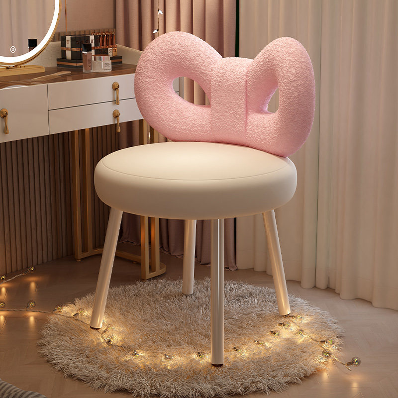 Luxury vanity chair for girls' bedrooms: leather, high-end feel ...