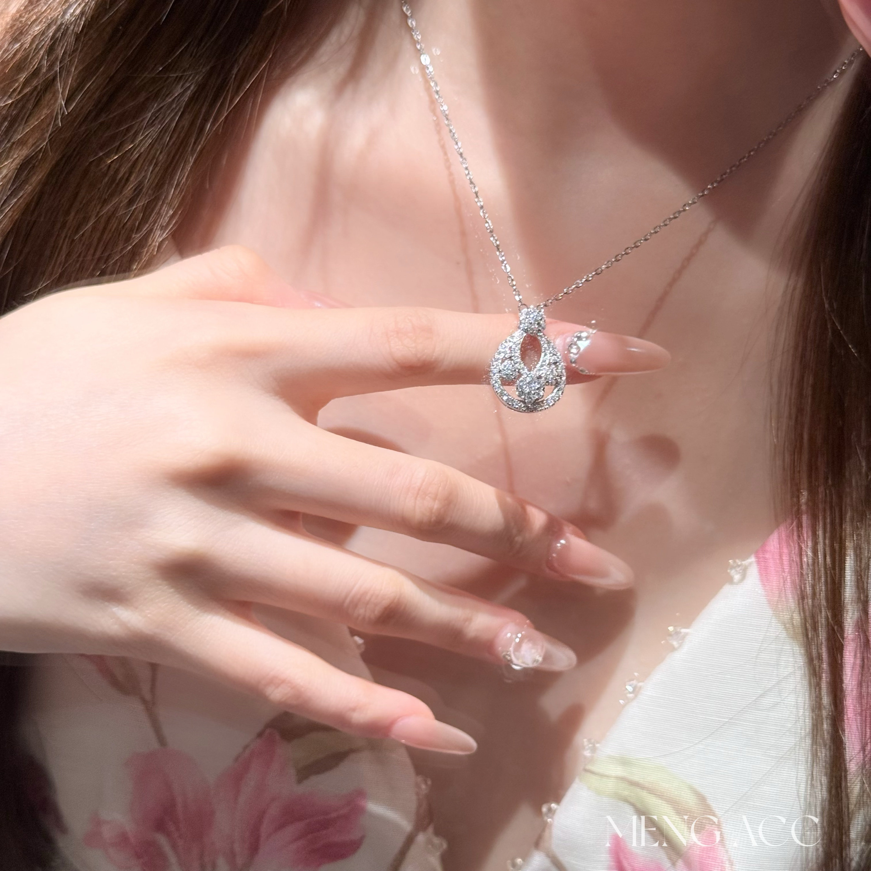 Meng han yujia's snowflake teardrop necklace | 925 sterling silver ...