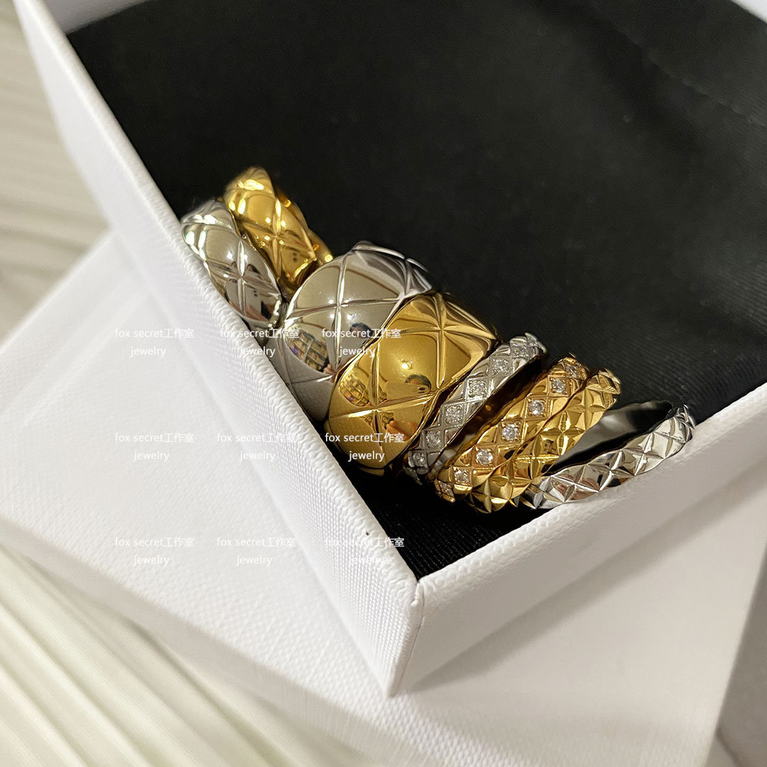 王一博刘雯菱形格纹戒指钛钢镀18k金宽窄菱格戒指环情侣叠戴男女-Taobao Malaysia