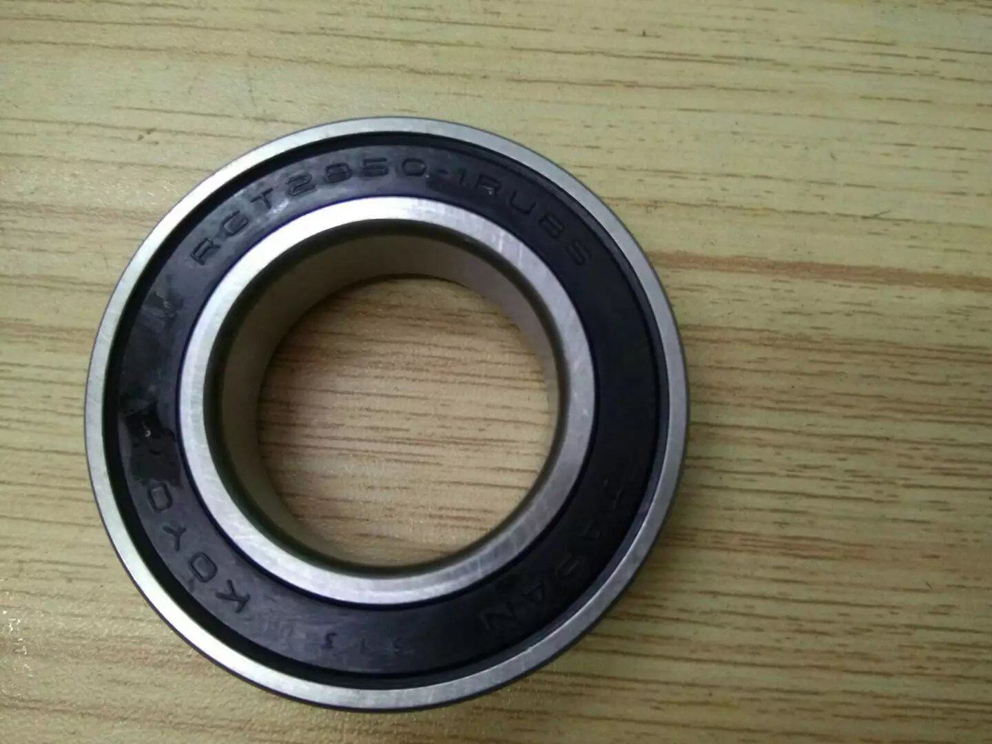 KOYO bearing RCT2850 bearing size 28*50*15 bearing RCT2850-1RUBS