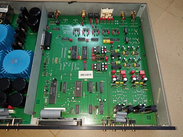 HIFIDIY论坛-德国AVM DAC3旗舰解码器！ 德国原产，2片PCM1702解码 - Powered by Discuz!