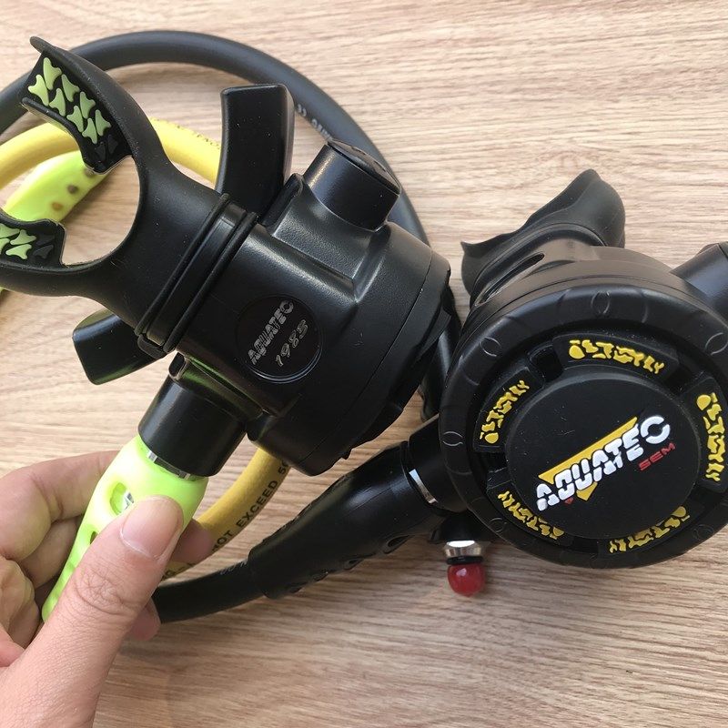 [USD 165.98] Taiwan AQUATEC diving ⁇ inhaler import diving second-level ...