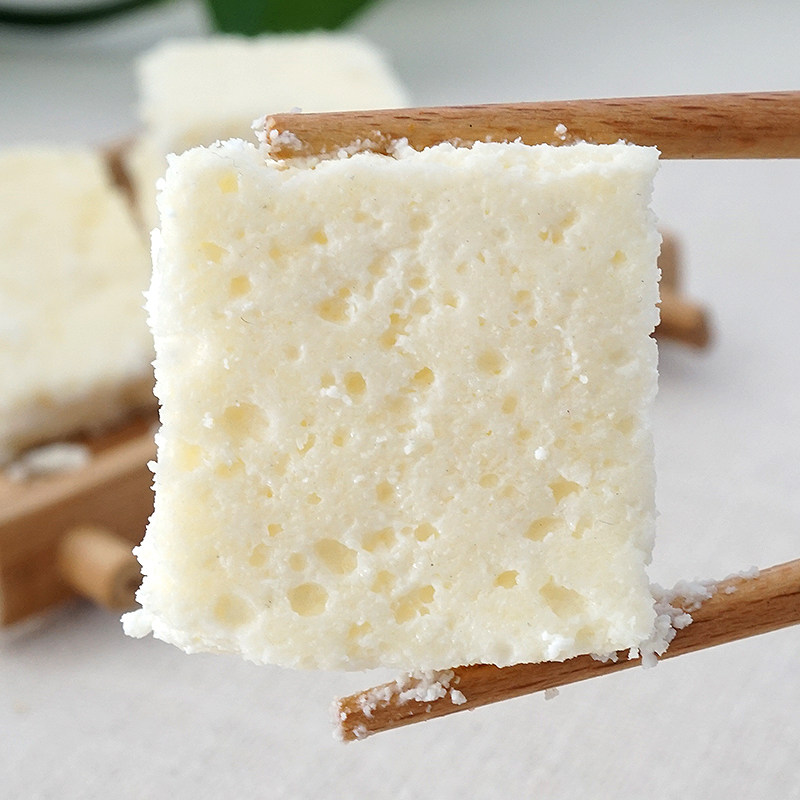 Blue flag fresh milk skin Inner Mongolia cheese specialty Ximeng nomads ...