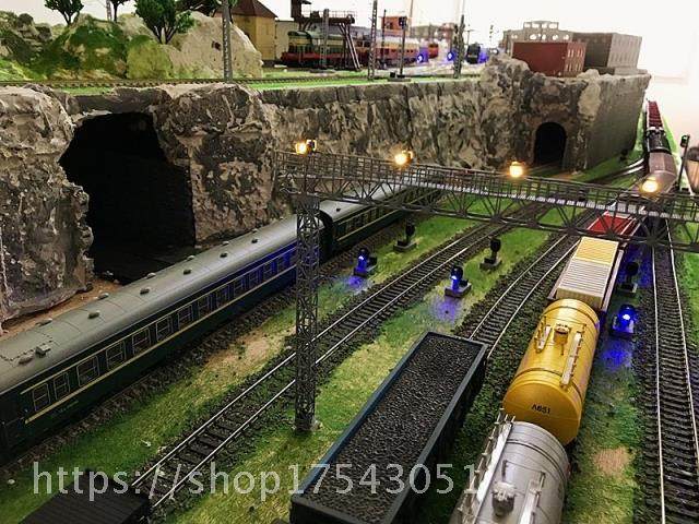 Gorilla train model 1:87, ho scale sand table scene all-copper lamp ...