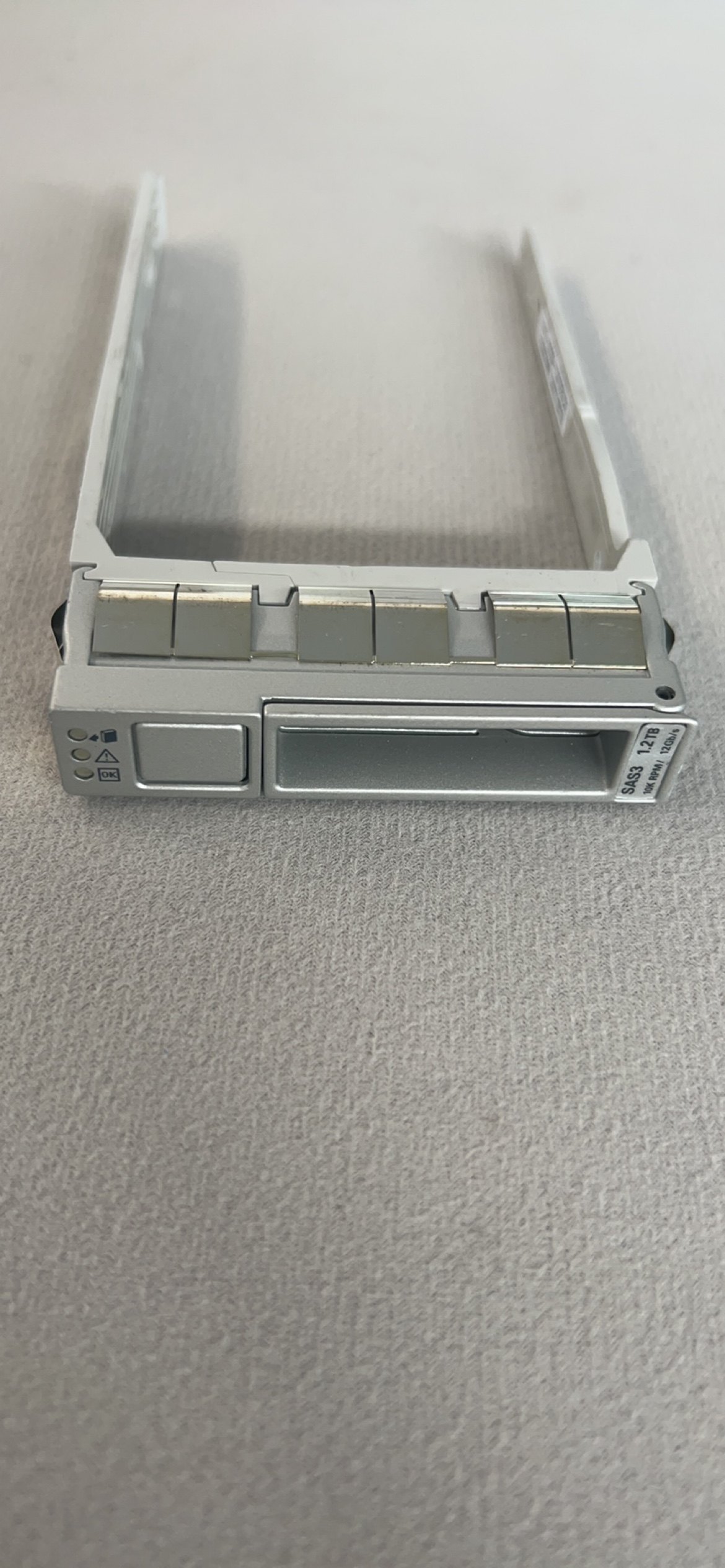 SUN 541-2123 T5240 T5220 T3-1 2.5寸硬盘支架：DIY玩家必备神器，轻松搞定拆机升级！-硬盘抽取盒-淘宝好物网