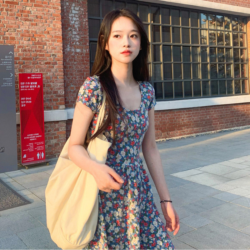 2023年新款碎花夏桔梗法式初恋小雏菊连衣裙子超仙女森系春春长裙-Taobao