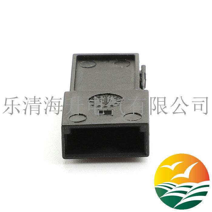8E0972643黑色0.6系列国产汽车连接器8E0971832接插件1534130-1-阿里巴巴