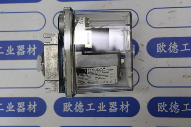 Original installation of the TIVAL pressure switch FF4-4DAH FF4-8DAH ...