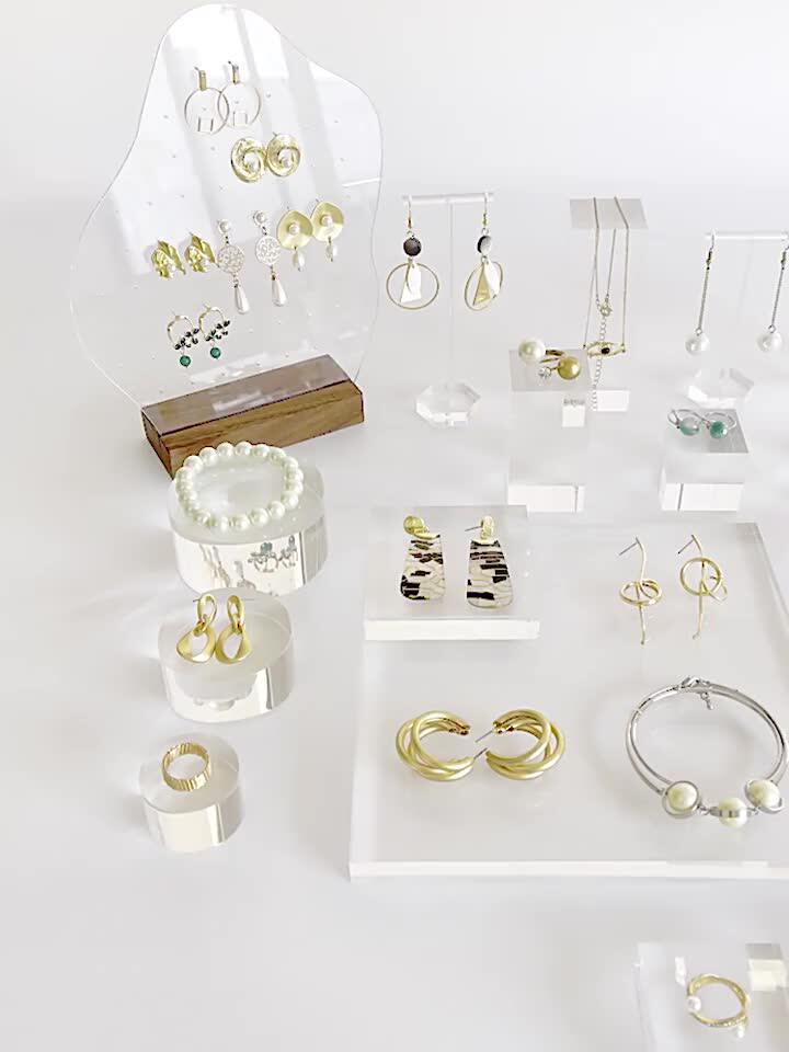 Acrylic Square Logo Block Clear Glass Cube With Brand Display Jewelry ...