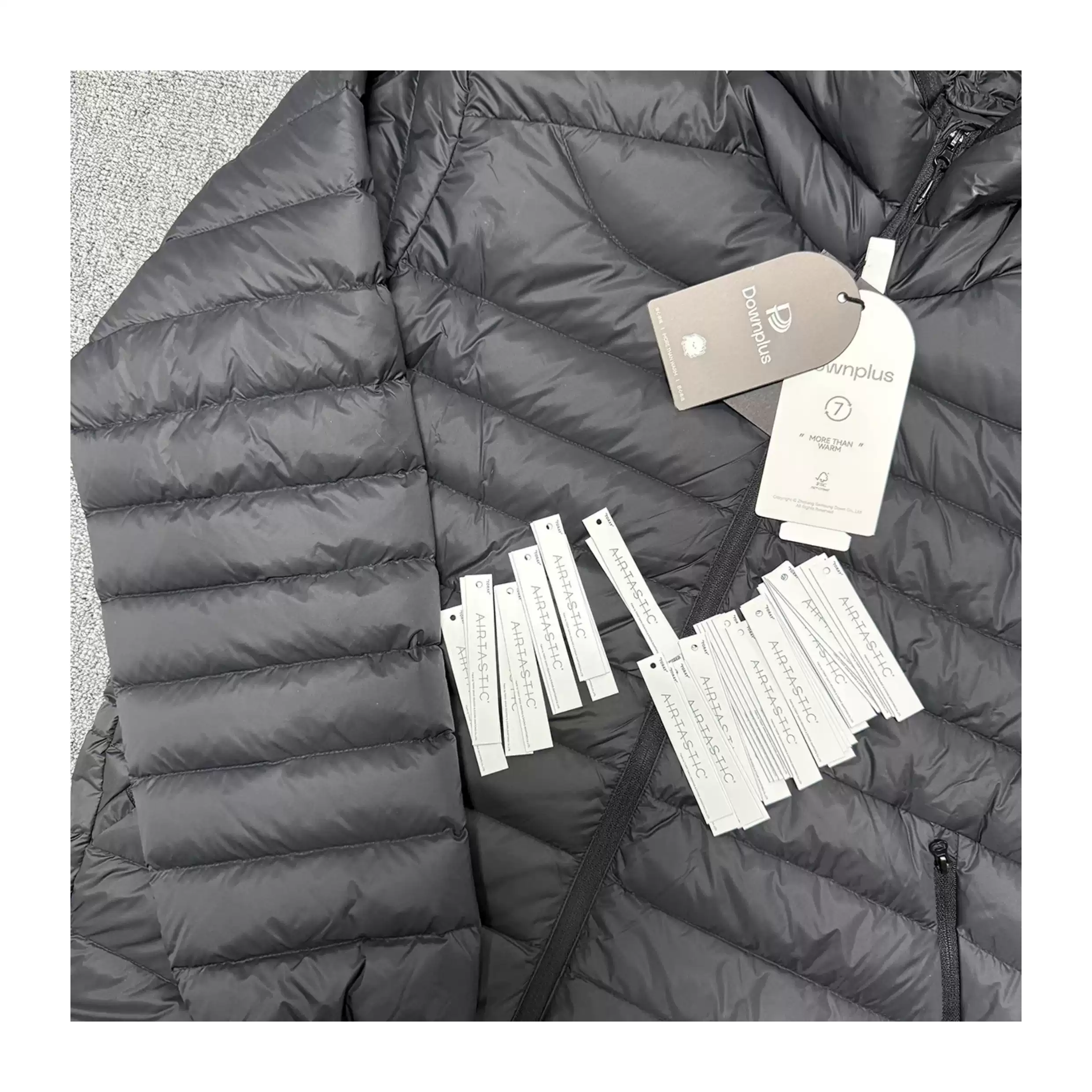 Pintor Homme 25FW双色90白鹅绒东丽20D御寒轻便防风排骨羽绒服