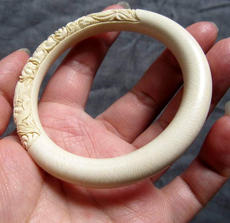 牙雕镯子,叮当镯子,象牙镯子的价位_大山谷图库