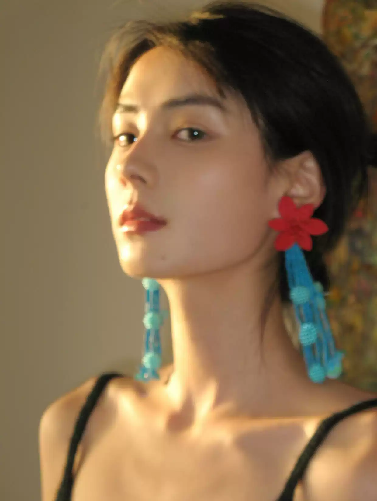 okokk 誇張紅色花朵長版流蘇耳環女撞色誇張個性藍色串珠耳飾