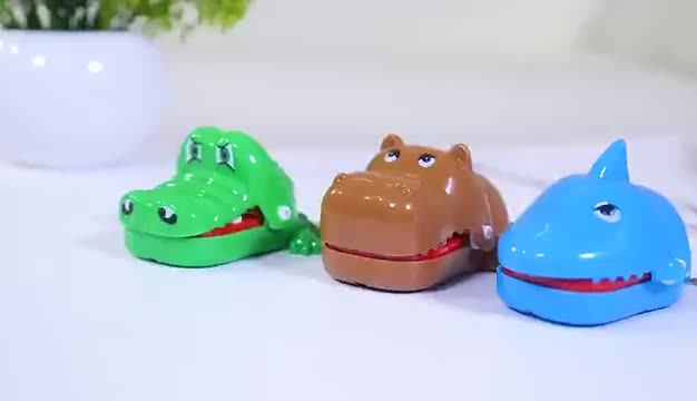 Hoye Crafts Cute Shape Teeth Dentist Game 3 Styles Crocodile Chomp Game ...