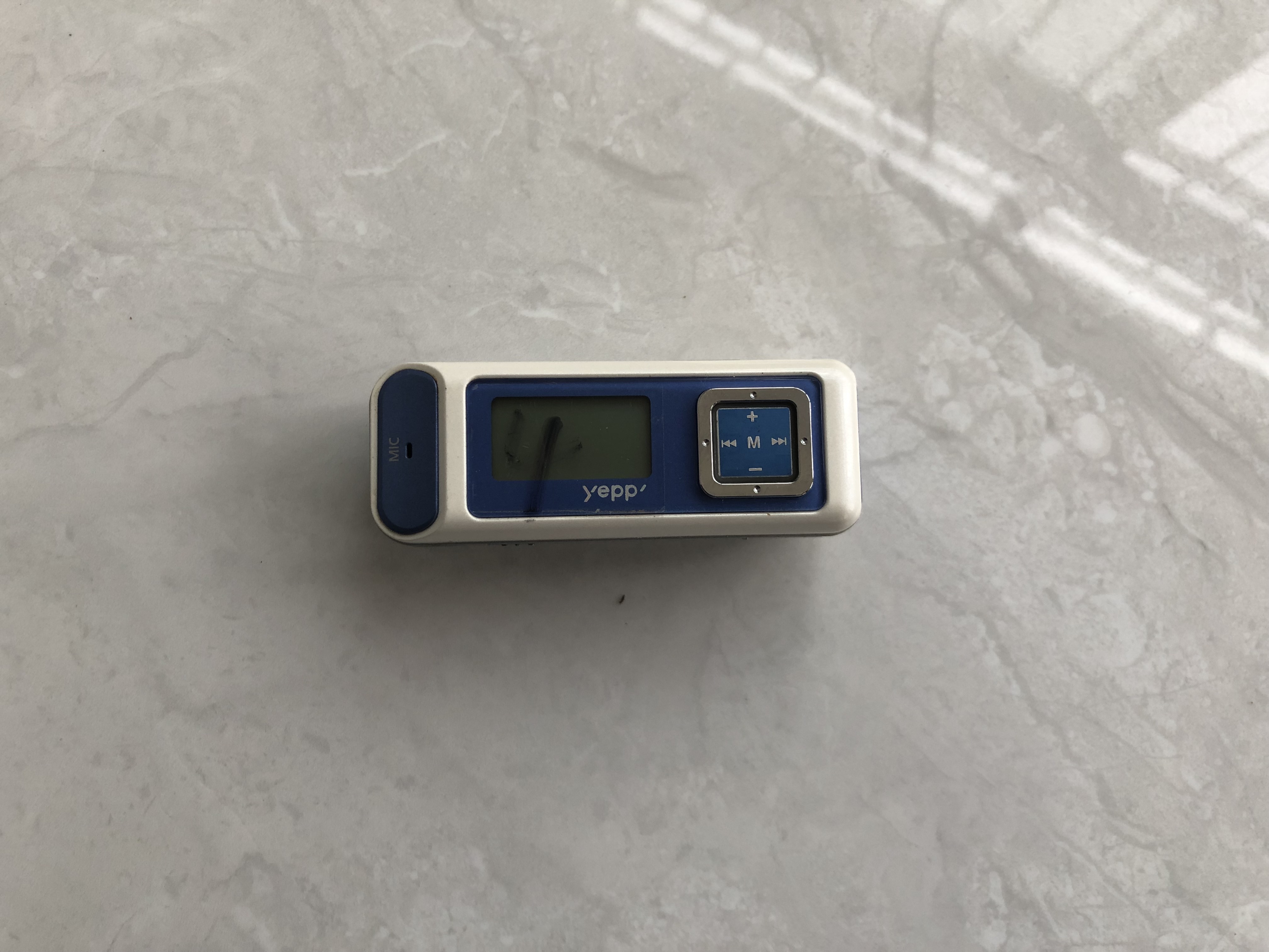 [USD 23.08] Samsung YP - 55 YP-520 YP-T55 YP-C1 MP3 player good sound quality and good function ...