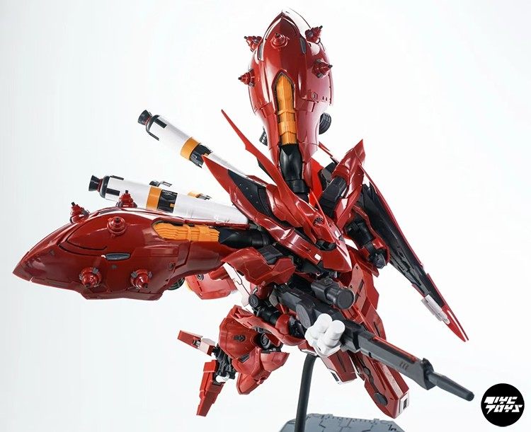 RED SOUL 1/144 RG NIGHTINGALE MODEL KIT