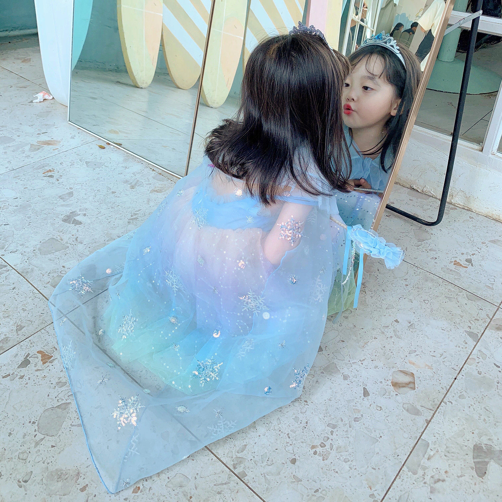 Cry! the same girlsuit from miss hong kong is so amazing! blue summer ...