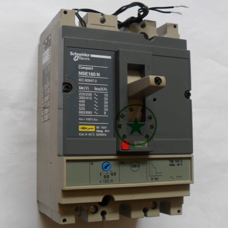 施耐德断路器 NSE100N 160N 3P带分劢脱扣24V220V380V 辅助空开