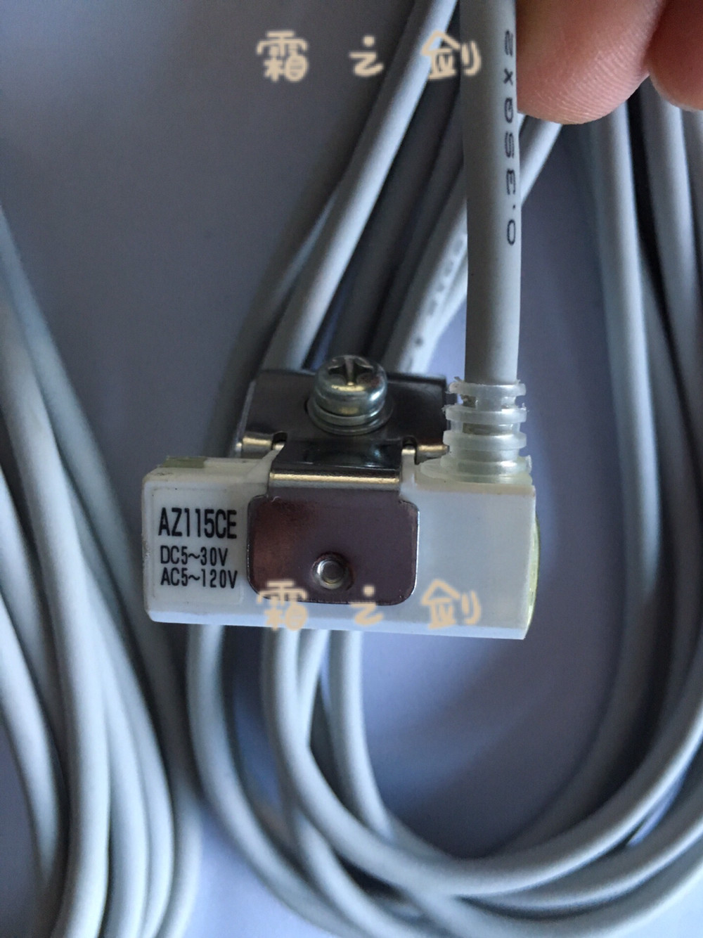 Brand new original TAIYO magnetic switch AZ111CE AZ115CE spot