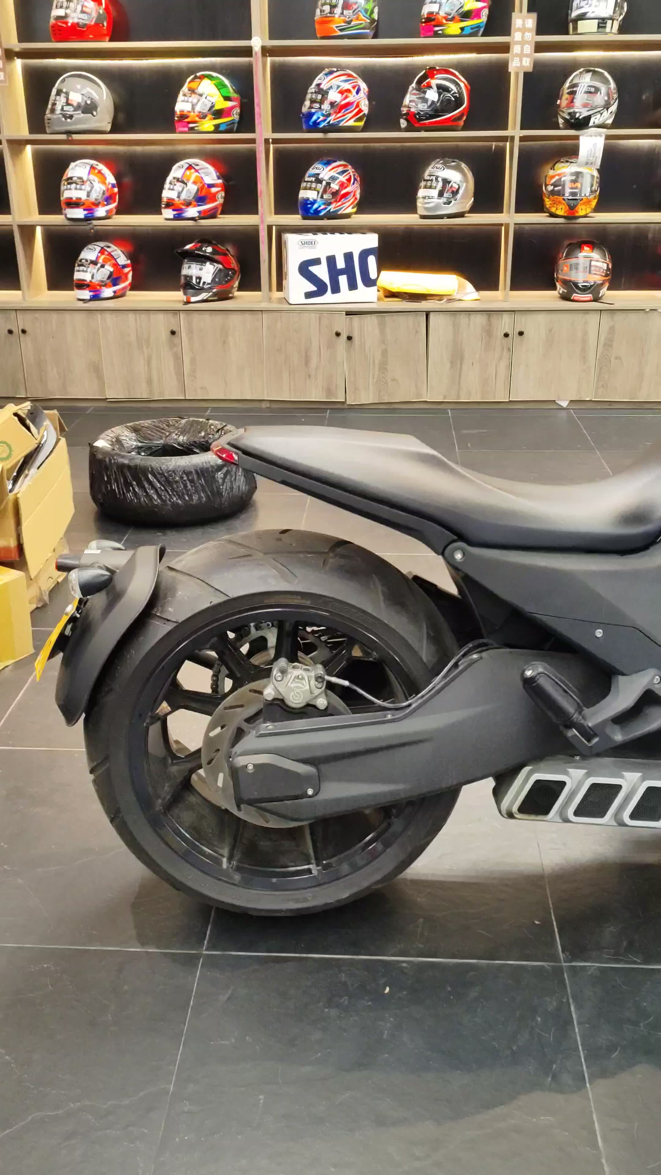 High-displacement Gas Motorcycle Benda Lfc700 Benda Lfc 700 Motorcycle ...