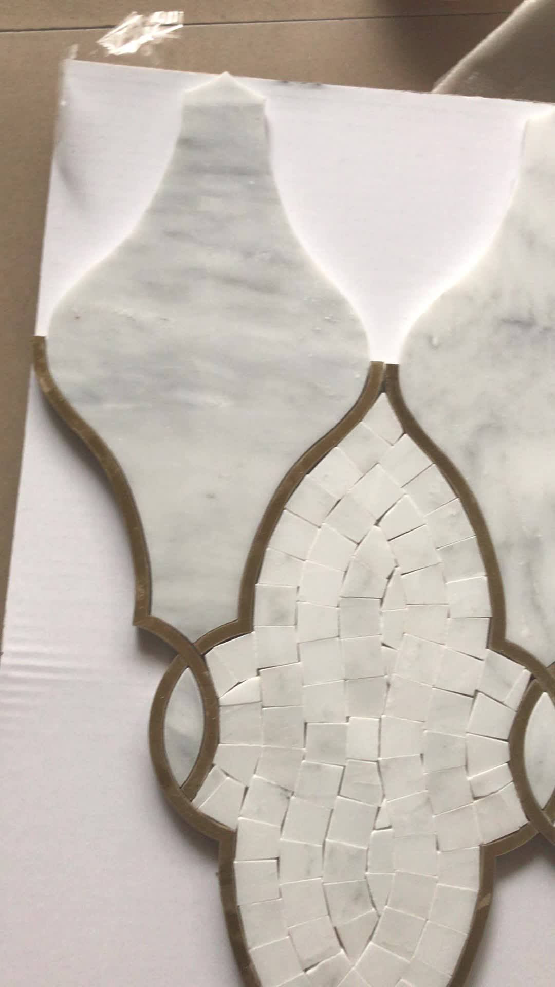 Best Classic Tile Wall Brass Line Tile Inlay With White Marble Waterjet ...