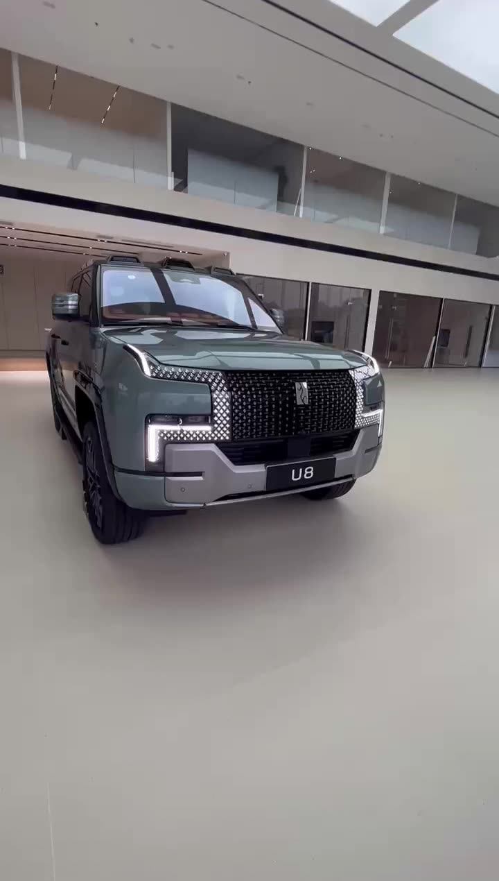 Large Luxury Byd Yangwang U8 Luxury Off Road Vehicle 1197hp 4 Motor 4wd ...